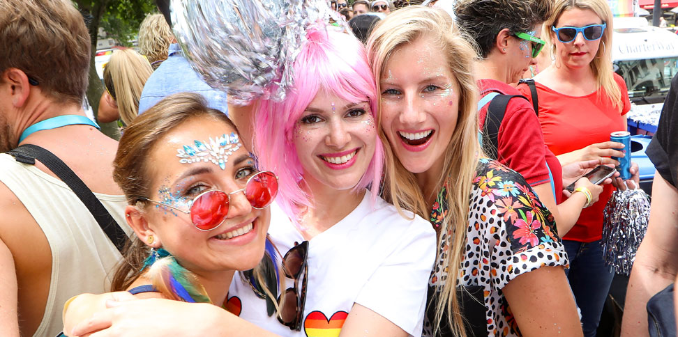 Helios: Willkommen in der Queer-Community Berlin Buch